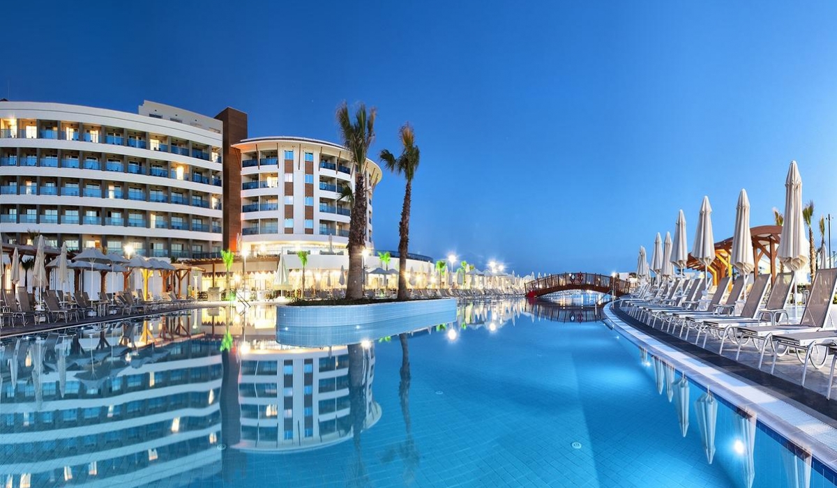 Aquasis De Luxe Resort & Spa - Waterpark Holidays