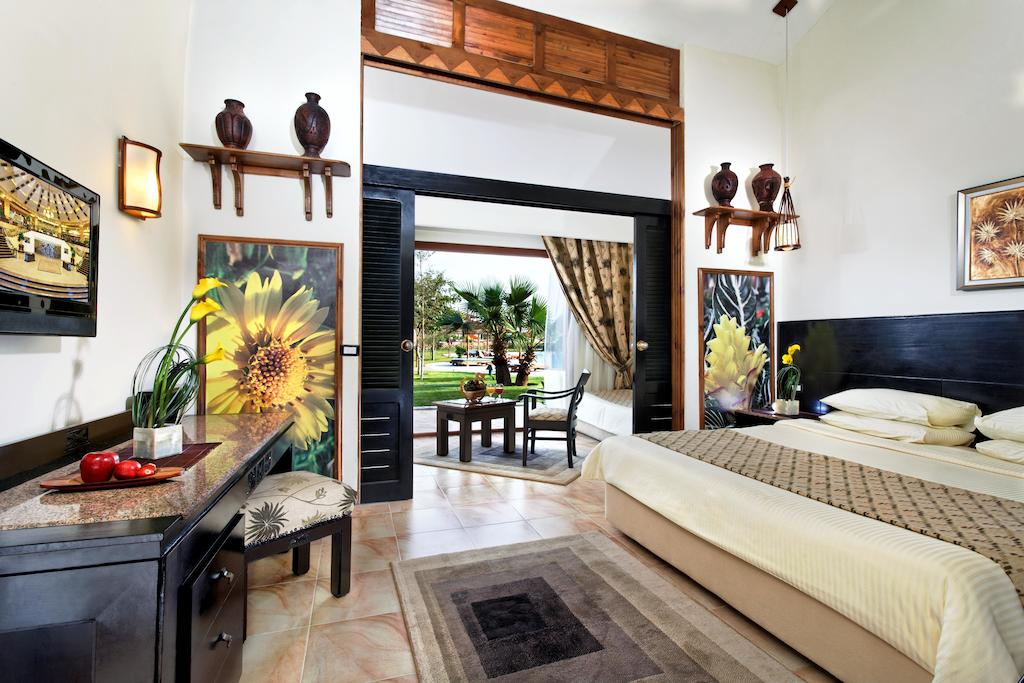 Jungle Aqua Park Hotel - Waterpark Holidays